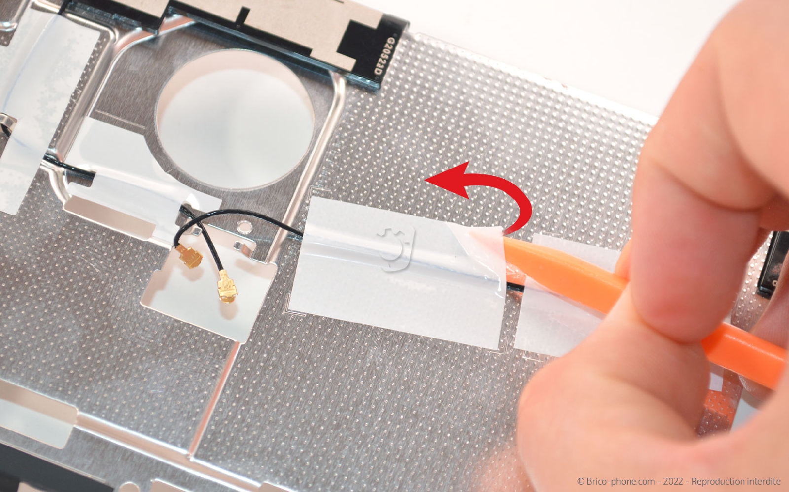 Comment réparer sa Nintendo Switch Oled grâce à ce tutoriel créé par ...