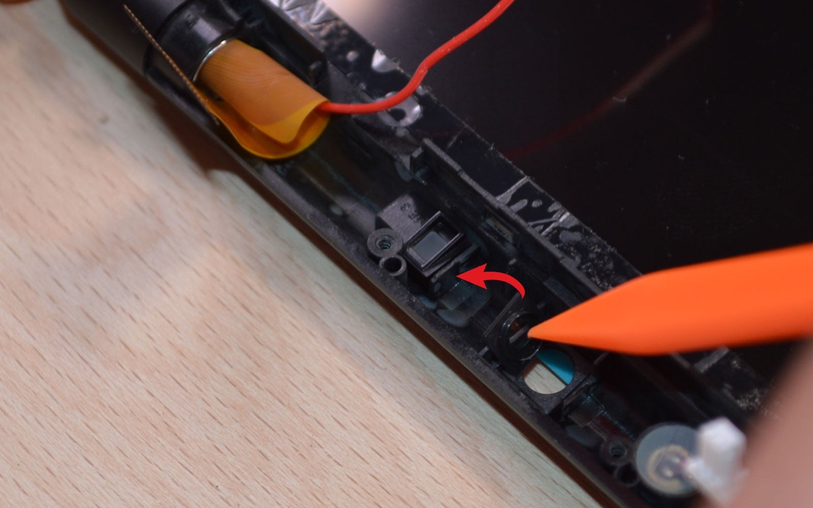 Guide de réparation pour changer une pièce endommagée de la Nintendo ...